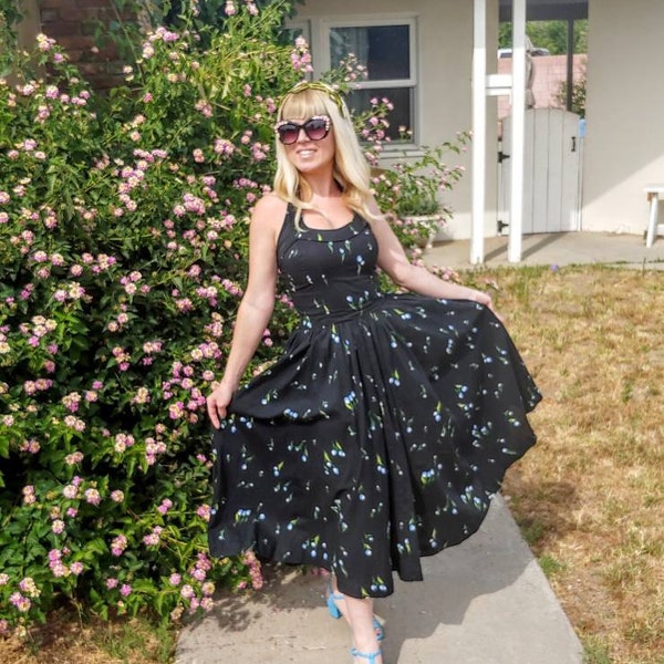 1970s Blue Macrame Lace Trimmed Suit by Lilli Ann | MEDIUM - Etsy