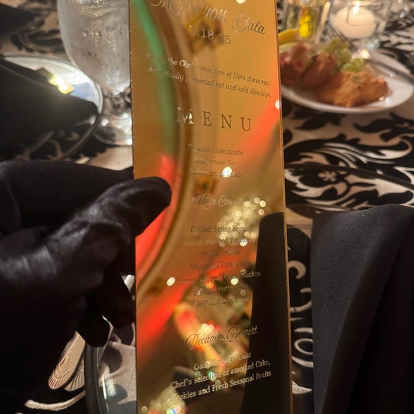 Acrylic Wedding Menu Card, Acrylic Round Shiny Menu, Blue & Pink Menu ...