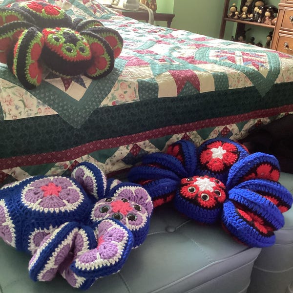 Beautiful Dusty Snowflake Throw - Etsy