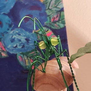 Praying Mantis Wire Sculpture - Etsy