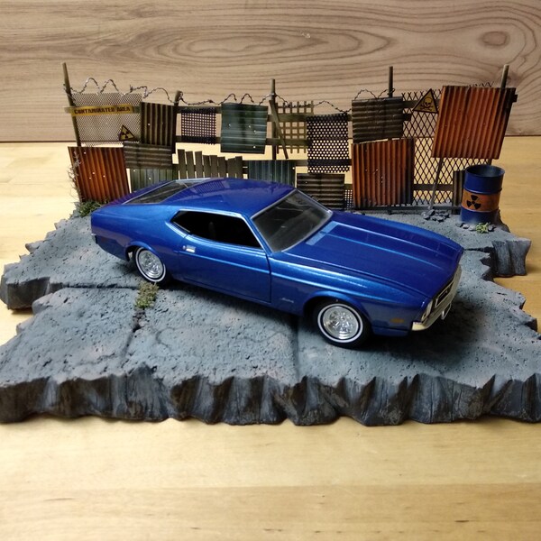 Post-apocalyptic Car Model 1:24, Wasteland Raider Car, "killerbee" - Etsy