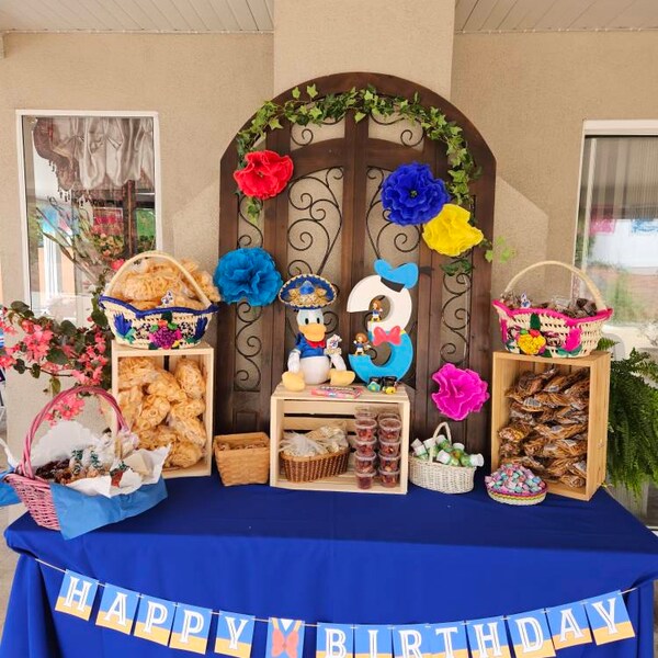 Donald Duck Garland Party Decoration, Disney Party, Disney Decor ...