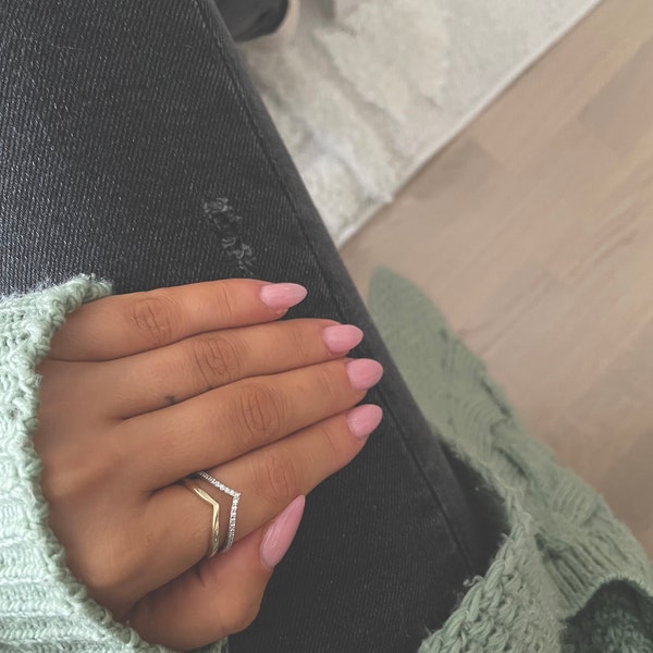 Double Chevron Ring, CZ Chevron Band, 14k Solid Gold Ring, V Shaped ...