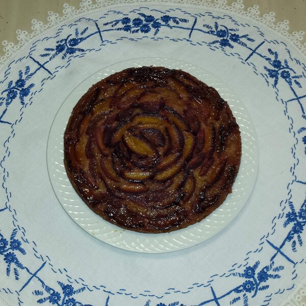 Cats Make A Home Cheater Quilt Squares Repeated Quilting and Sewing ...