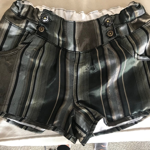 Berry Bubbles PDF Sewing Pattern - Shorts Pattern, Fun Shorts Pattern ...