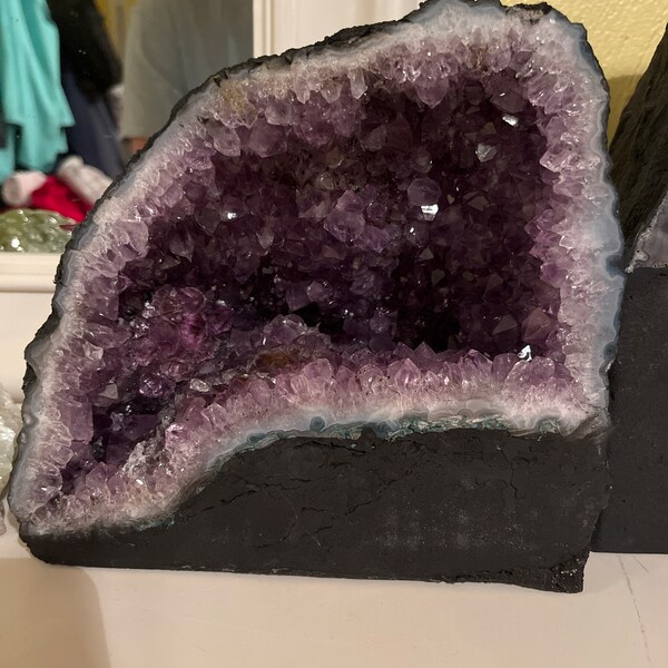 Amethyst Crystal Cluster Display With Stand, Crystal Amethyst Display ...