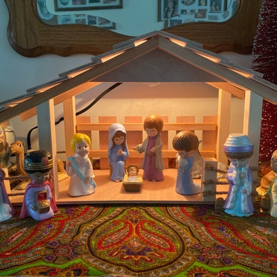 Handmade Wooden Christmas Nativity, Manger, Stable With Light. Rope ...
