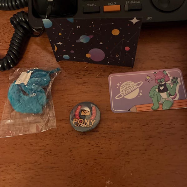 Mouthwashing Game 1.5" Cosplay Pin Buttons | Pony Express, Dragonbreath ...