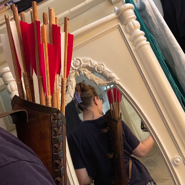 Leather Back Arrow Quiver: Medieval Orc Style, 3-point Straps - Etsy