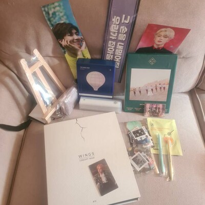 BTS Members Concept Book Limited Edition With 1 Random Lenticular Card ...