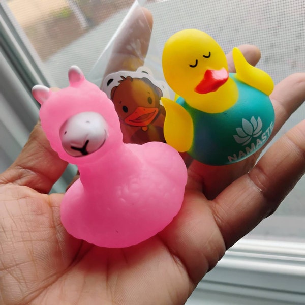 Otter Rubber Ducky Cruise Ducks Kids Bath Toy Stress Relief Debugging ...