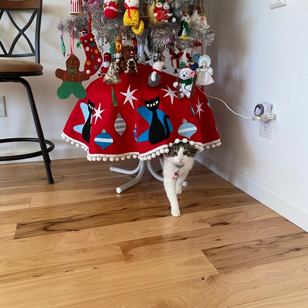 Kitschy Cat Felt Tree Skirt - Etsy