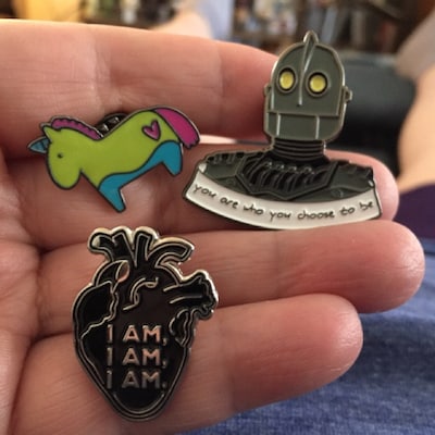 Iron Giant Enamel Pin - Etsy