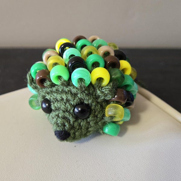 Beaded Fidget Hedgehog Crochet Pattern | Crochet Fidget Toy | Fidget ...