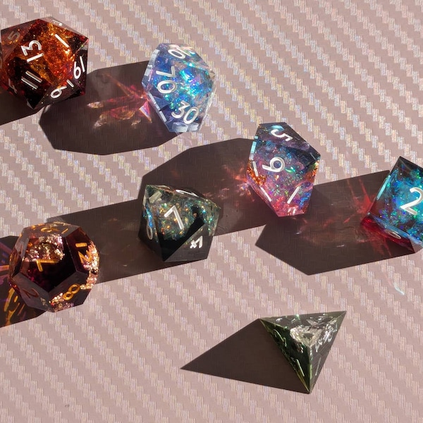 Dice Gacha Random Set - Handmade Resin Sharp Edge Dnd Dice Set for Dnd ...