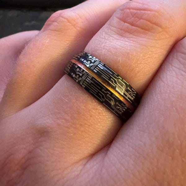 Custom Video Game Ring Mass Effect Ring N7 Combat Suit Engraved Black ...
