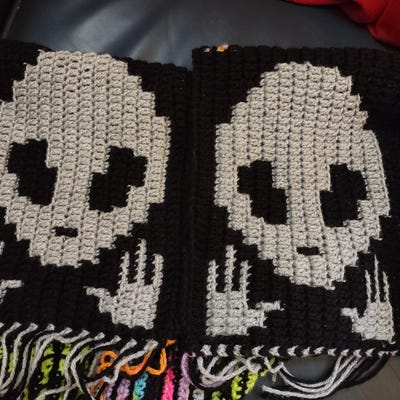 Sos Scarfmania Aliens Mosaic Crochet Pattern Collection - Etsy