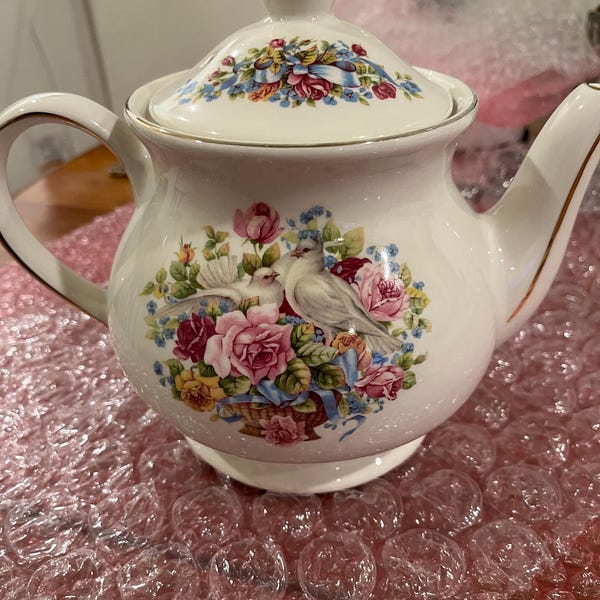 Vintage 1960s Arthur Wood English Bone China Donegal-style Teapot - Etsy