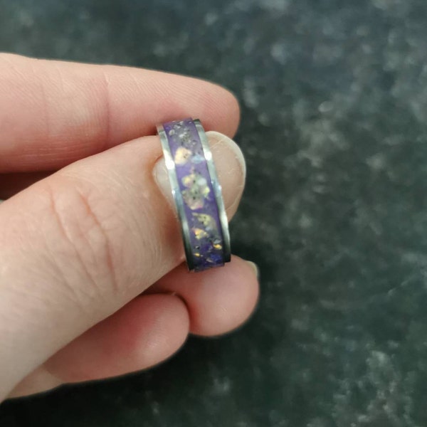 Teardrop Keepsake Memorial Ring - Ashes Keepsake Ring - Cremation Ash ...