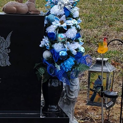Deer Hunters Cemetery Memorial Vase Flower Arrangement - Etsy