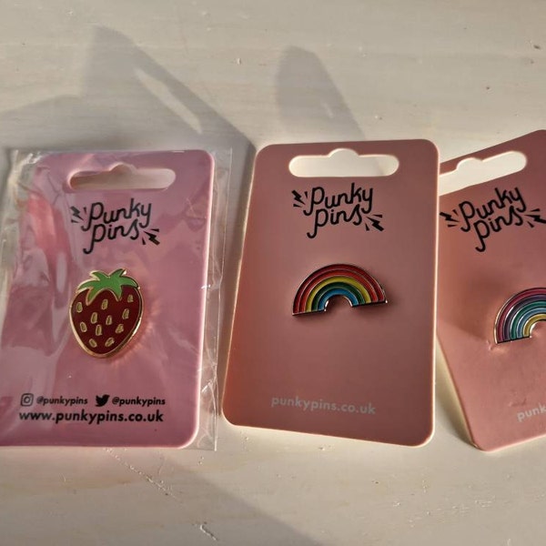 Rainbow Enamel Pin // Rainbow Lapel Pin, Pride, LGBT, Retro//ep007 - Etsy