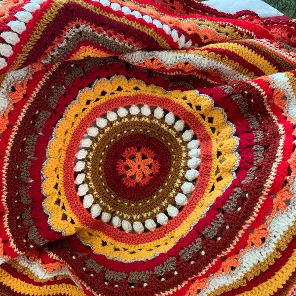 Grey Mandala Blanket / Crochet Mandala Throw / - Etsy