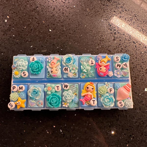 7 Day Pill Organizer 'fairies & Flowers' Cute Pill Box, Weekly Pill ...