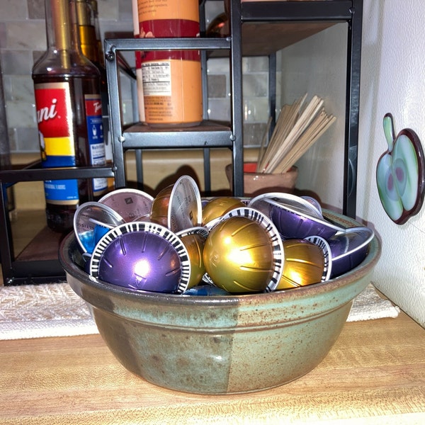 Handmade Pottery | Bread Bowl - Etsy