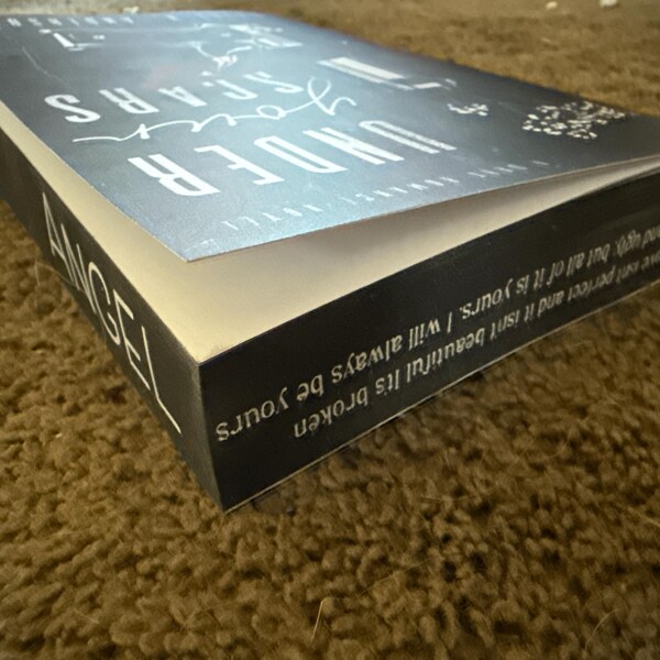 Does It Hurt - H.D. Carlton - Hand Sprayed Book Edges - Dark Romance ...