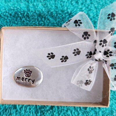 Pet Name Pocket Pebble / Memorial Cat Stone / Pewter Dog Name Pebble ...