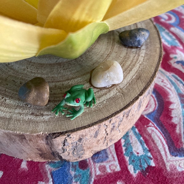 Tiny Tree Frog,miniature Frog,terrarium Supplies,fairy Garden Frog ...