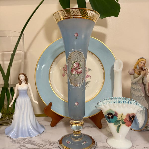 Vintage 3 Car Train With Mickey Mouse Goofy and Daffy Duck Riding Along ...