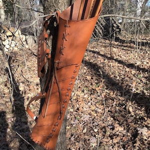 Quiver Leather With Mongol Endless Knot Pattern According to - Etsy