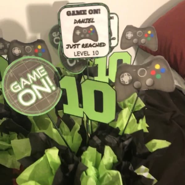 Gamer Party Centerpieces, Video Game Party Birthday Cake Topper ...