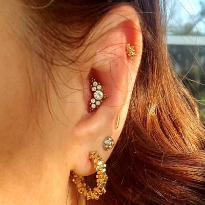 ASTM F136 Titanium Conch Labret, Curved Gem and Bead Conch Earring ...