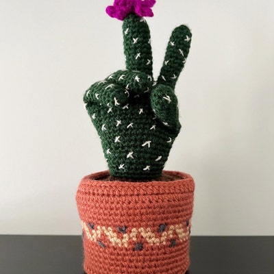 Cactus Hand CROCHET PATTERN / Amigurumi Cactus PDF English Pattern ...