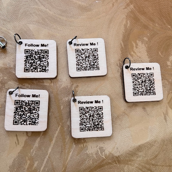 QR Code Pendant, Personalized Wooden Keychain, Keyring, Engrave Your ...