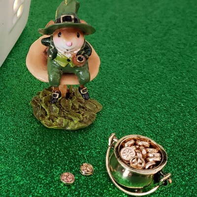 St. Patrick's Day Pot of Gold Coins for a Leprechaun miniature - Etsy