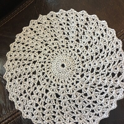 Crochet Shell Doily Crochet Pattern DOWNLOAD CNC115 - Etsy UK