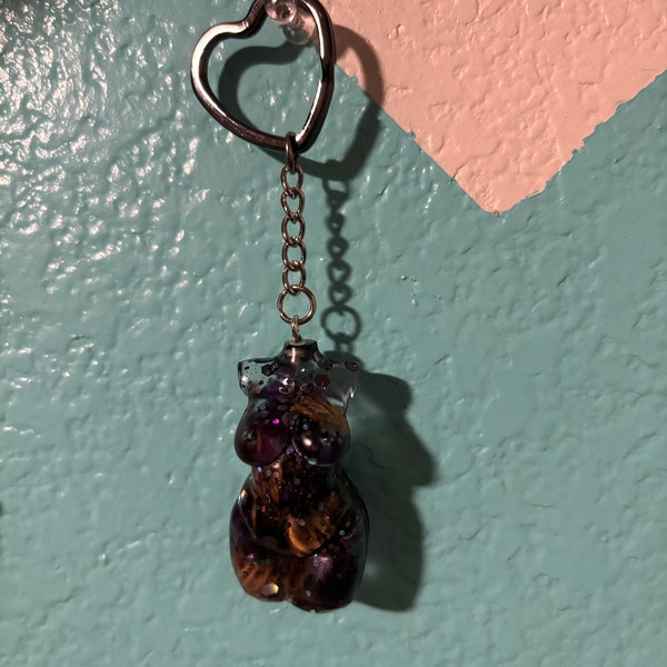 Handmade Resin Letter U Keychain - Etsy