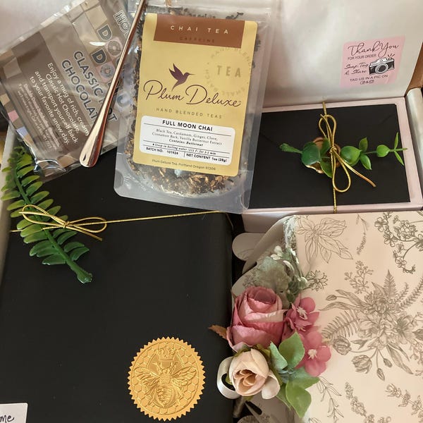 Blind Date With a Book, Surprise Book Box, Exciting Book Bundles ...