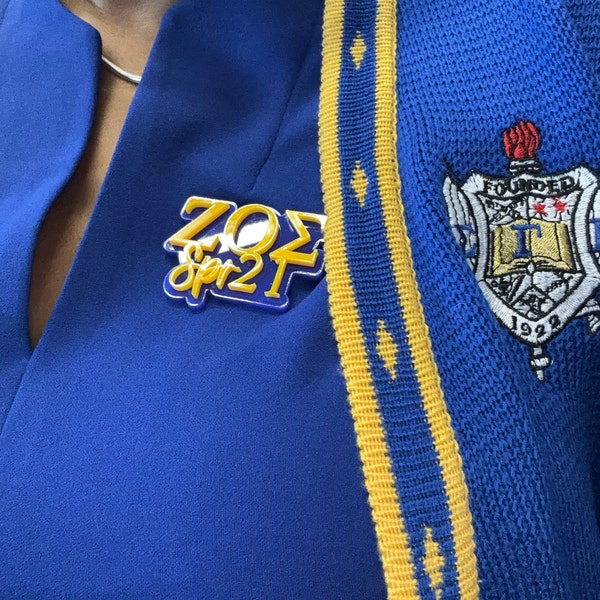 Sorority Lapel Pin: Chapter Edition - Pink & Green | Sorority Pin ...