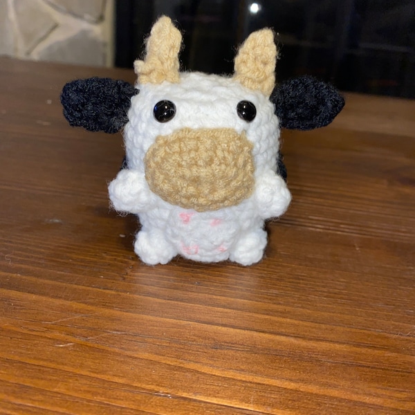 Beginner Cow Crochet Kit - Easy Crochet Starter Kit - Crochet Animals ...