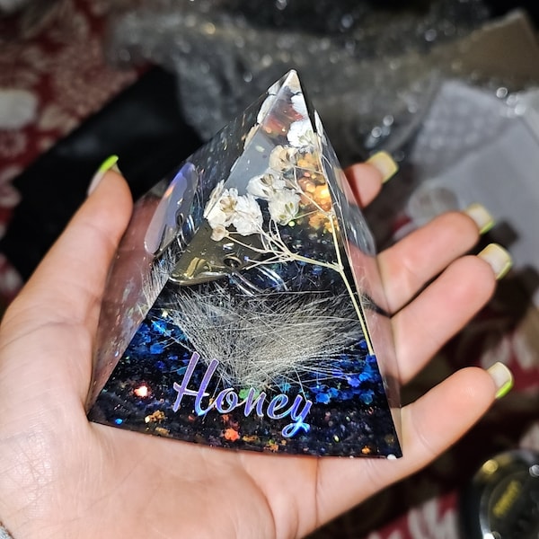 MINI MEMORIAL LAMP// Custom Light up Resin Pyramid, Cremains Memorial ...