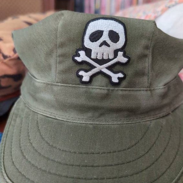 Embroidered Skull and Crossbones Patch With Hook Type Backing - Etsy