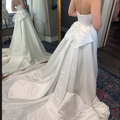 Giant 2 Tier Satin Bow With Train/tails, Detachable, Removable Satin ...