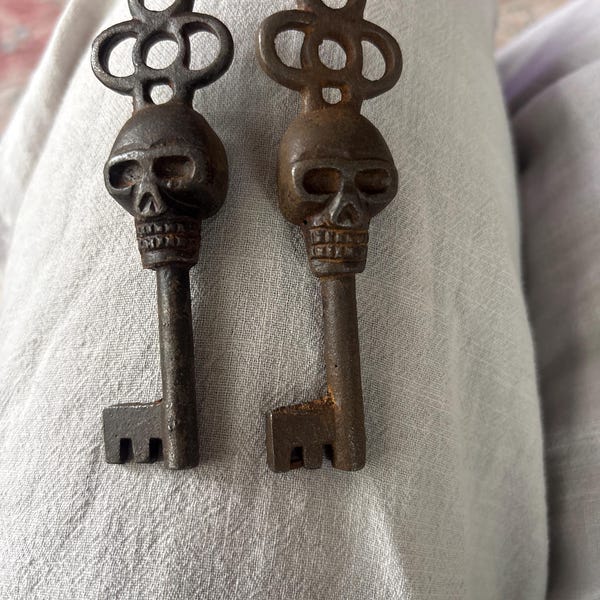Cast Iron Skeleton Key Medium - Etsy