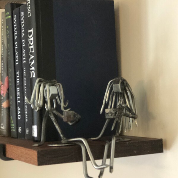 Welded Metal Gamer, Video Game Player - Etsy
