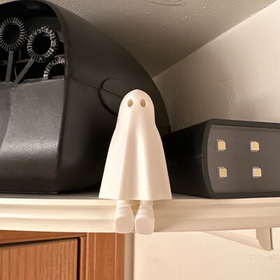 3D Printed Ghost Figure With Retractable Legs Unique Stand-up ...