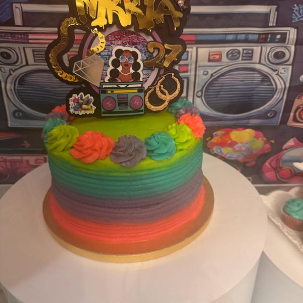 Deluxe Cake Topper Shaker - Etsy